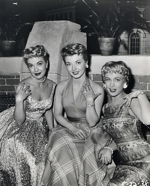 Life Changes in the Blink of an Eye: The Career of Barbara Eden ...