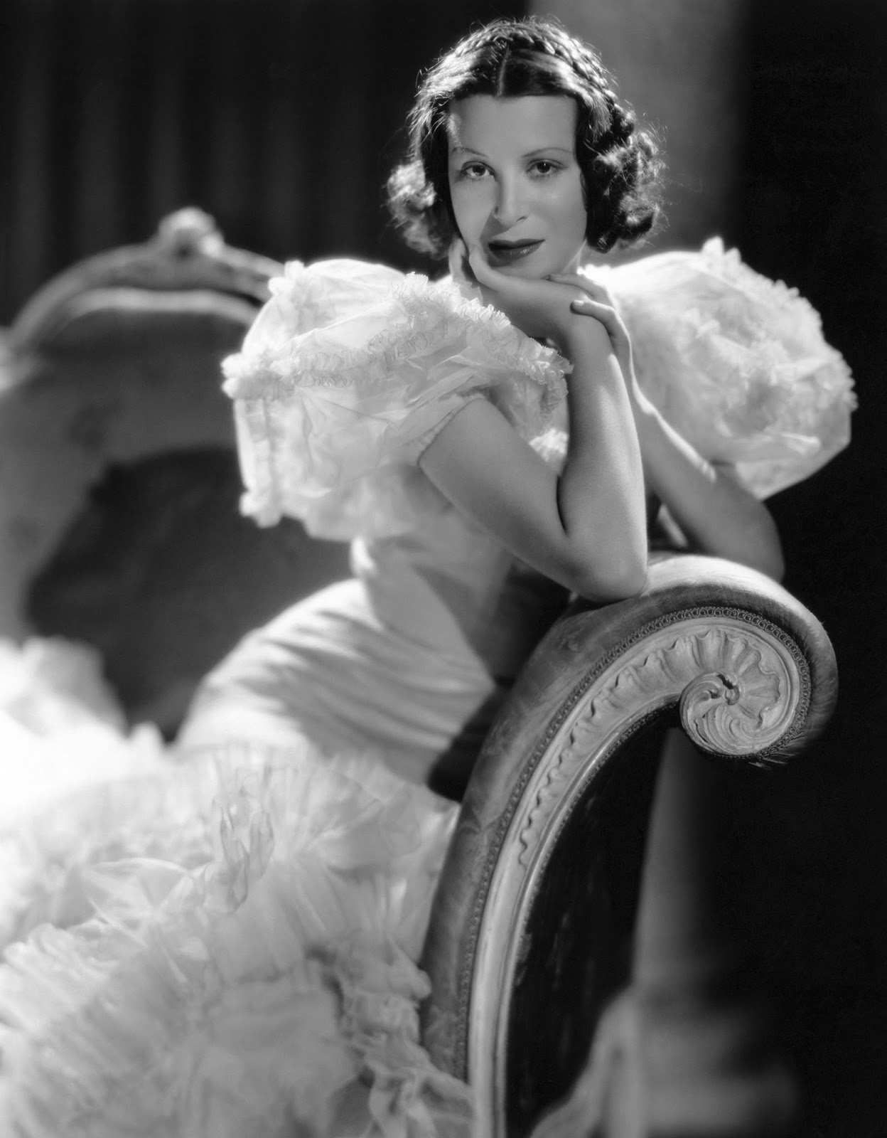 Kitty Carlisle Tries To Tell the Truth | thewritelife61